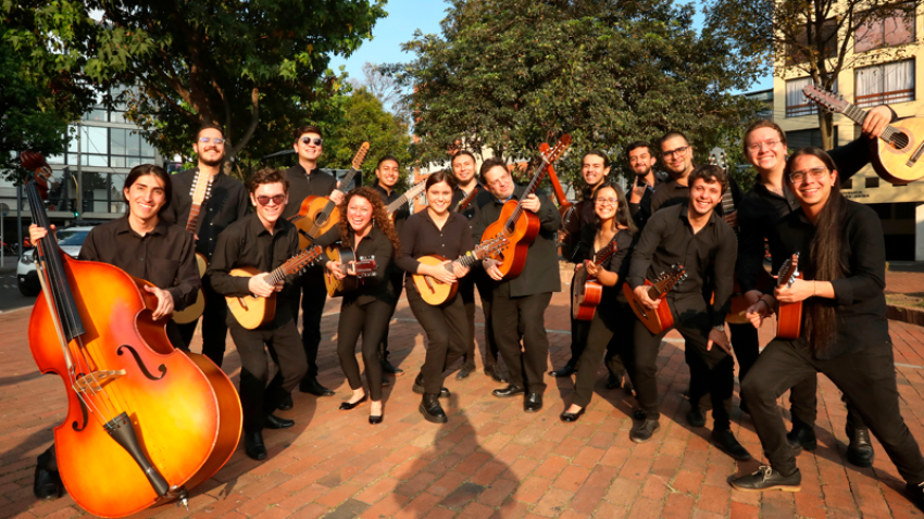 La Filarmónica de Música Colombiana en Colombia al Parque